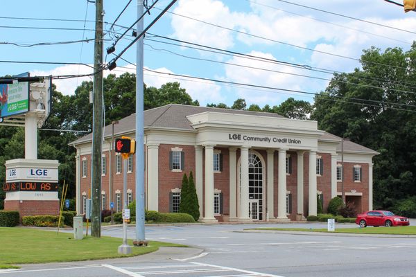 LGE COMMUNITY CREDIT UNION - Updated December 2025 - 11 Reviews - 3891 ...