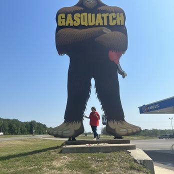 GASQUATCH - Updated March 2025 - 37 Photos & 26 Reviews - 3600 NE ...