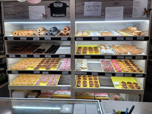 FRESH START DONUTS - Updated August 2025 - 10 Photos & 49 Reviews ...