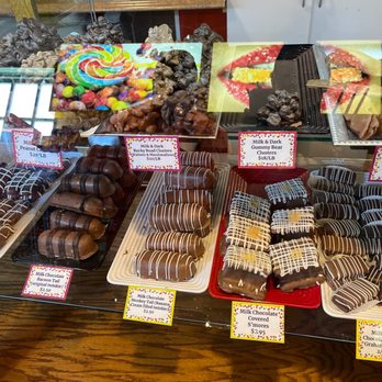 OLD TOWN SWEET SHOP - Updated August 2024 - 617 Photos & 263 Reviews ...