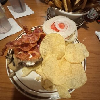 WAG’S RESTAURANT - Updated December 2025 - 129 Photos & 229 Reviews ...