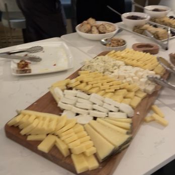 HUE BOSTON - Updated June 2025 - 188 Photos & 76 Reviews - 90 Exeter St ...