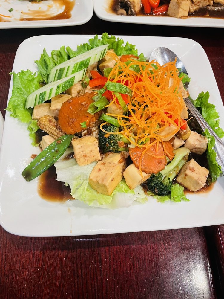 TIPAROS - Updated September 2025 - 146 Photos & 329 Reviews - 1540 N ...