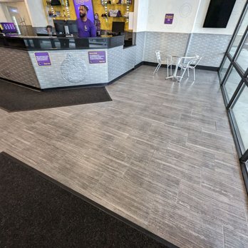 PLANET FITNESS - Updated October 2025 - 36 Photos & 107 Reviews - 695 ...