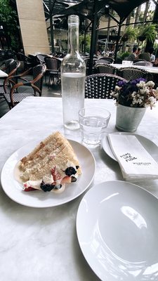 WILDFLOUR CAFÉ + BAKERY - 190 Photos & 88 Reviews - 125 LP Leviste ...