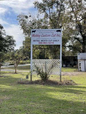 MOBLEY’S CUSTOM CUTS - Updated December 2025 - 13 Reviews - 6769 180th ...