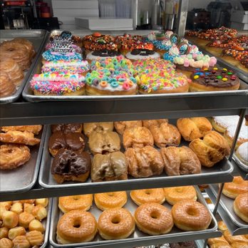 J C DONUTS - Updated May 2024 - 583 Photos & 113 Reviews - 27001 ...