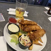 LONGSHOTS BAR & GRILL - 104 Photos & 46 Reviews - 13610 N Scottsdale Rd ...