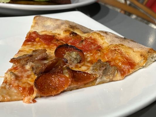 SQUARE PEG PIZZERIA - VERNON - 59 Photos & 30 Reviews - 226 ...