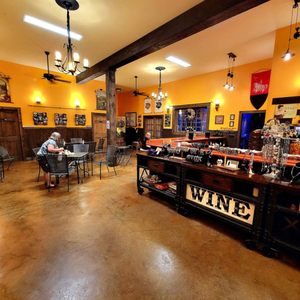 MOMI’S KITCHEN - Updated October 2025 - 258 Photos & 263 Reviews ...