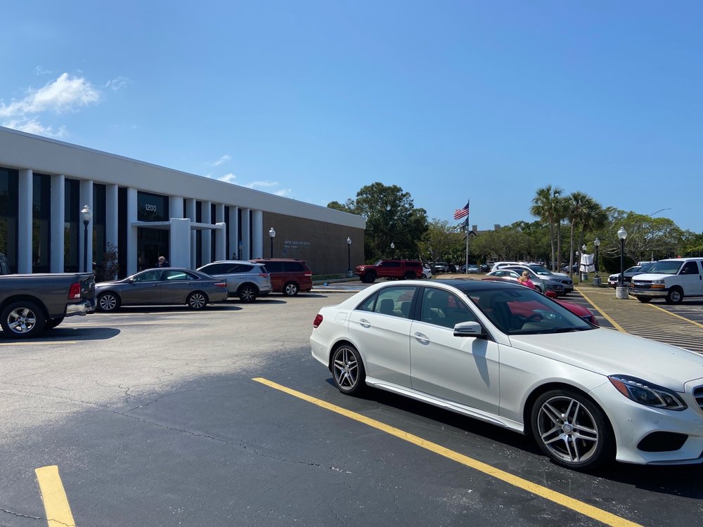 USPS - Updated December 2025 - 33 Photos & 44 Reviews - 1200 Goodlette ...