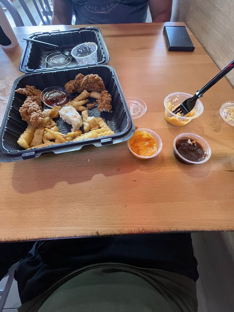 CLUCK IT - Updated December 2025 - 129 S 6th St, Brawley, California ...