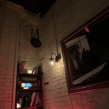 OFFSUIT - Updated September 2024 - 199 Photos & 99 Reviews - 5 Utica St ...