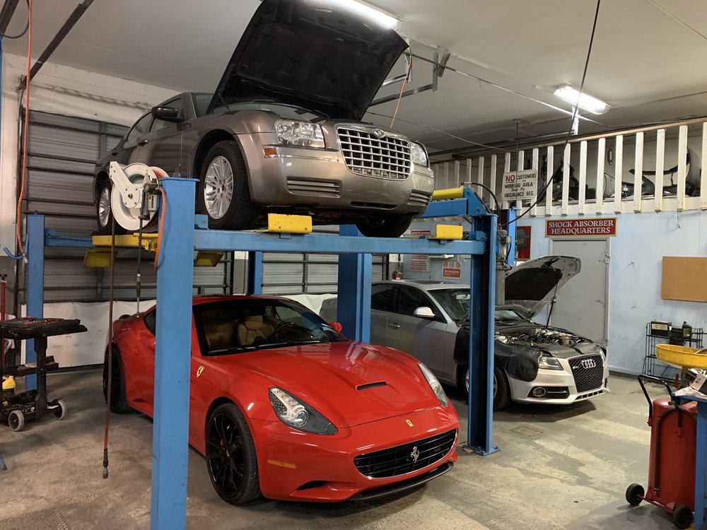 LA PERLA AUTO REPAIR CAR - Updated December 2025 - 31 Photos - 6700 SW ...