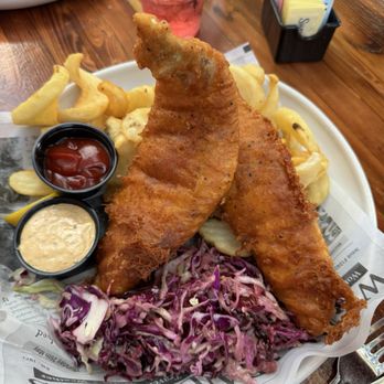 BARNYARD CRAFTHOUSE & EATERY - Updated October 2025 - 422 Photos & 463 ...