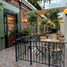 GIN GIN’S - Updated December 2025 - 656 Photos & 194 Reviews - 345 ...