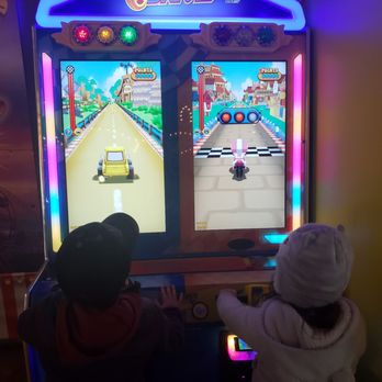 GIGGLEBERRY FAIR - Updated October 2025 - 111 Photos & 92 Reviews - 167 ...