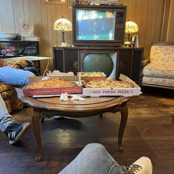 CASANO’S PIZZA PARLOR - Updated January 2026 - 107 Photos & 52 Reviews ...