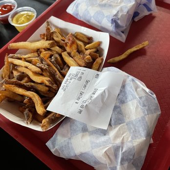 BIONIC BURGER HAMBURGERS - Updated October 2025 - 24 Photos & 59 ...