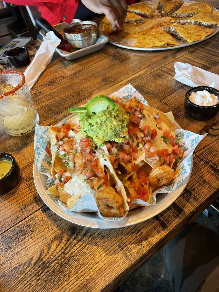 RREAL TACOS - BUCKHEAD - Updated July 2024 - 43 Photos & 40 Reviews ...