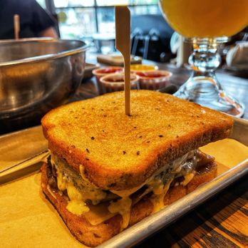 HOPDODDY BURGER BAR - Updated December 2025 - 116 Photos & 101 Reviews ...
