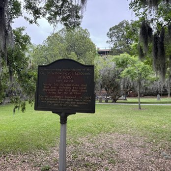 COLONIAL PARK CEMETERY - Updated October 2025 - 432 Photos & 70 Reviews ...