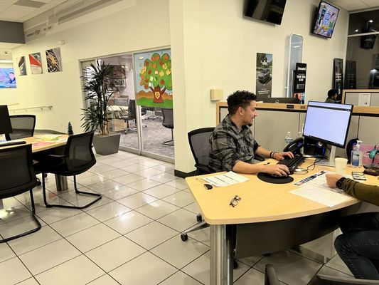 CAPITOL CHEVROLET - Updated November 2025 - 297 Photos & 1565 Reviews ...