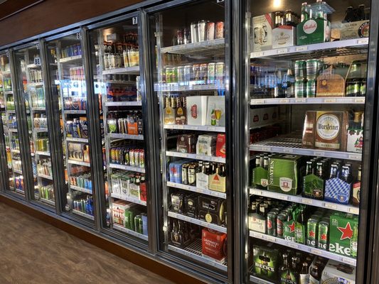 MAXIMUM BEVERAGE - Updated September 2024 - 164 Photos & 51 Reviews ...