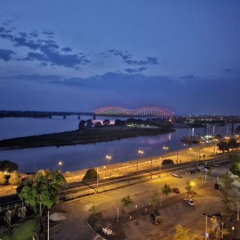 BECK & CALL - Updated January 2026 - 75 Photos & 43 Reviews - 33 Beale ...