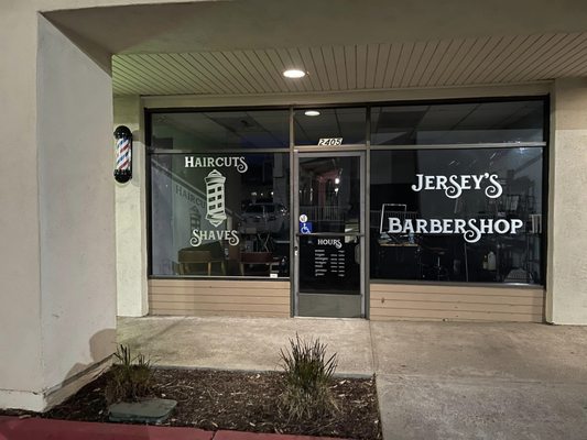 JERSEY’S BARBERSHOP - Updated August 2024 - 11 Reviews - 2405 Michael ...