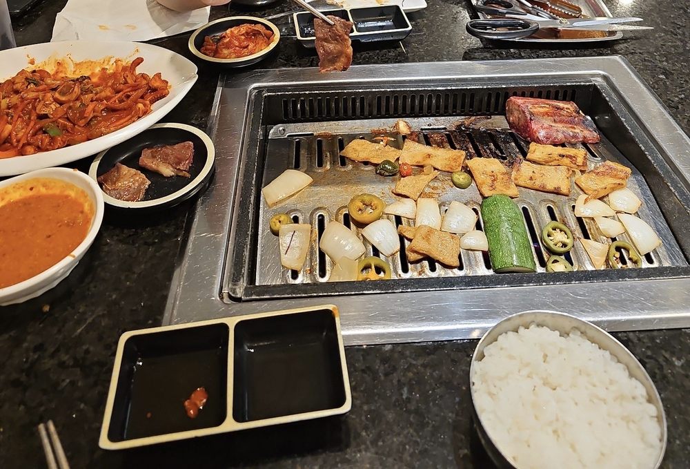 KPOT KOREAN BBQ & HOT POT - 188 Photos & 137 Reviews - 7001 W 135th St, Overland Park, Kansas ...
