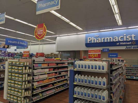 WALMART - Updated January 2026 - 42 Photos & 53 Reviews - 925 Marine ...