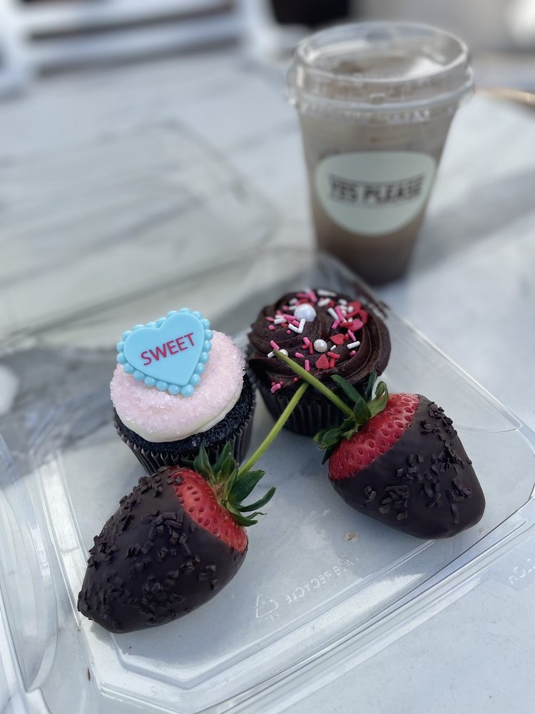 YES PLEASE - 60 Photos & 51 Reviews - 78065 Main St, La Quinta, CA - Yelp