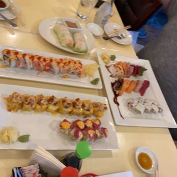 A-TAN SUSHI AND ASIAN BISTRO - Updated December 2024 - 132 Photos & 124 ...