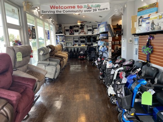 MR MOBILITY MEDICAL - Updated October 2025 - 36 Photos & 12 Reviews ...