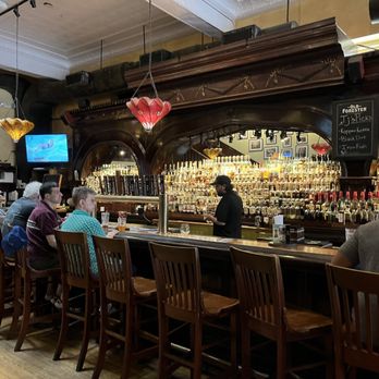 FRONT STREET BREWERY - Updated December 2024 - 888 Photos & 995 Reviews ...