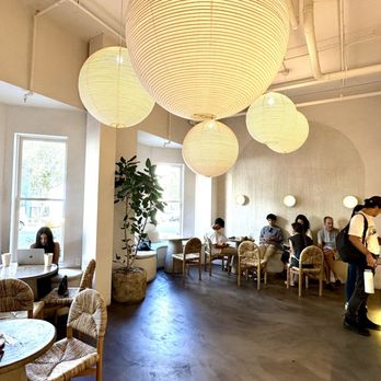 HINAR DESSERT BAR & CAFE - Updated October 2024 - 1410 Photos & 410 ...