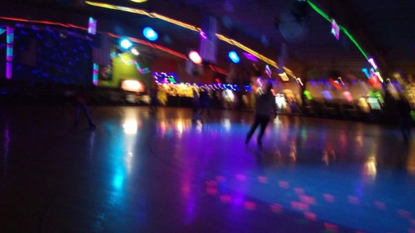 ROLLER DOME with 30 Reviews & 180 Photos - 4902 Williamsburg Rd ...