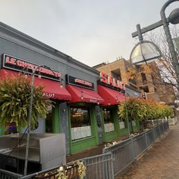 SALUT - Updated October 2025 - 291 Photos & 368 Reviews - 5034 France ...