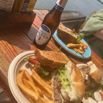 LE TUB - Updated June 2024 - 1881 Photos & 1841 Reviews - 1100 N Ocean ...