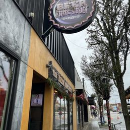 THE BEER JUNCTION - Updated July 2025 - 237 Photos & 313 Reviews - 4511 ...