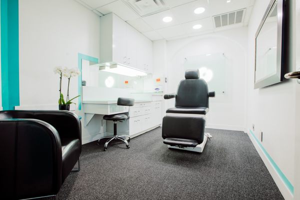 MORADI, MD - Updated November 2025 - 69 Photos & 158 Reviews - 2023 W ...