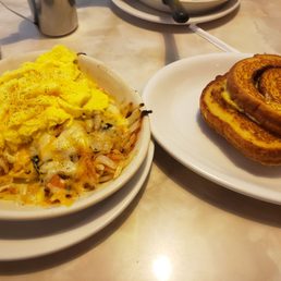 FAMILY TABLE RESTAURANT - Updated July 2025 - 103 Photos & 69 Reviews ...