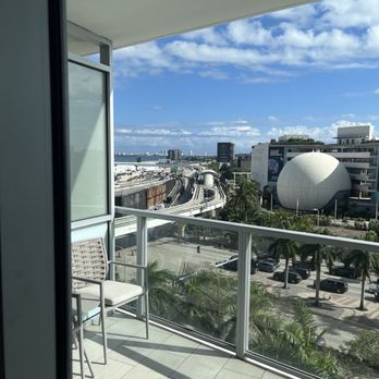 THE GRAYSON HOTEL - Updated December 2025 - 20 Photos & 12 Reviews ...