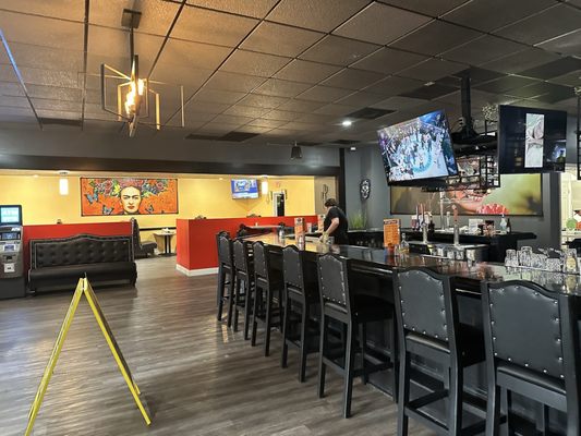 SR.BIGOTES - Updated August 2025 - 31 Photos & 16 Reviews - 1366 W ...