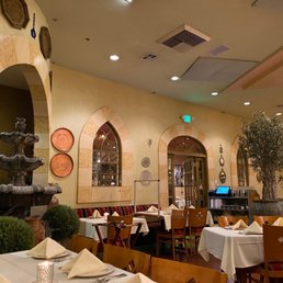CAROUSEL RESTAURANT - Updated December 2024 - 1714 Photos & 1711 ...