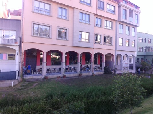 LA BATA DE GUATA - Rúa General Mosquera Palleiro, 2, Arteixo, A Coruña ...