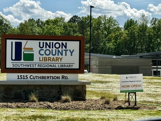 SOUTHWEST REGIONAL LIBRARY - Updated December 2025 - 22 Photos - 1515 ...