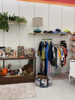 FLORIDA’S ANTIQUE MALL - Updated October 2025 - 15 Photos - 1430 US Hwy ...