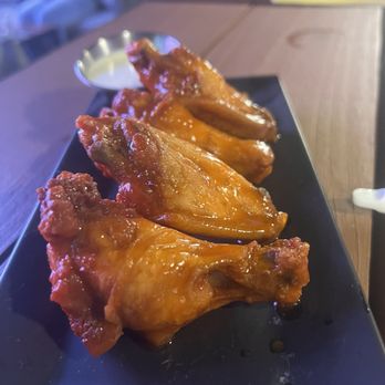 SOCIAL JUNKIE SPORTS BAR + KITCHEN - Updated November 2025 - 46 Photos & 30 Reviews - 2412 ...